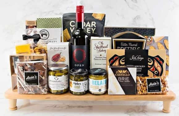 Gift Baskets Toronto & GTA - Delivery Available | Epic Baskets