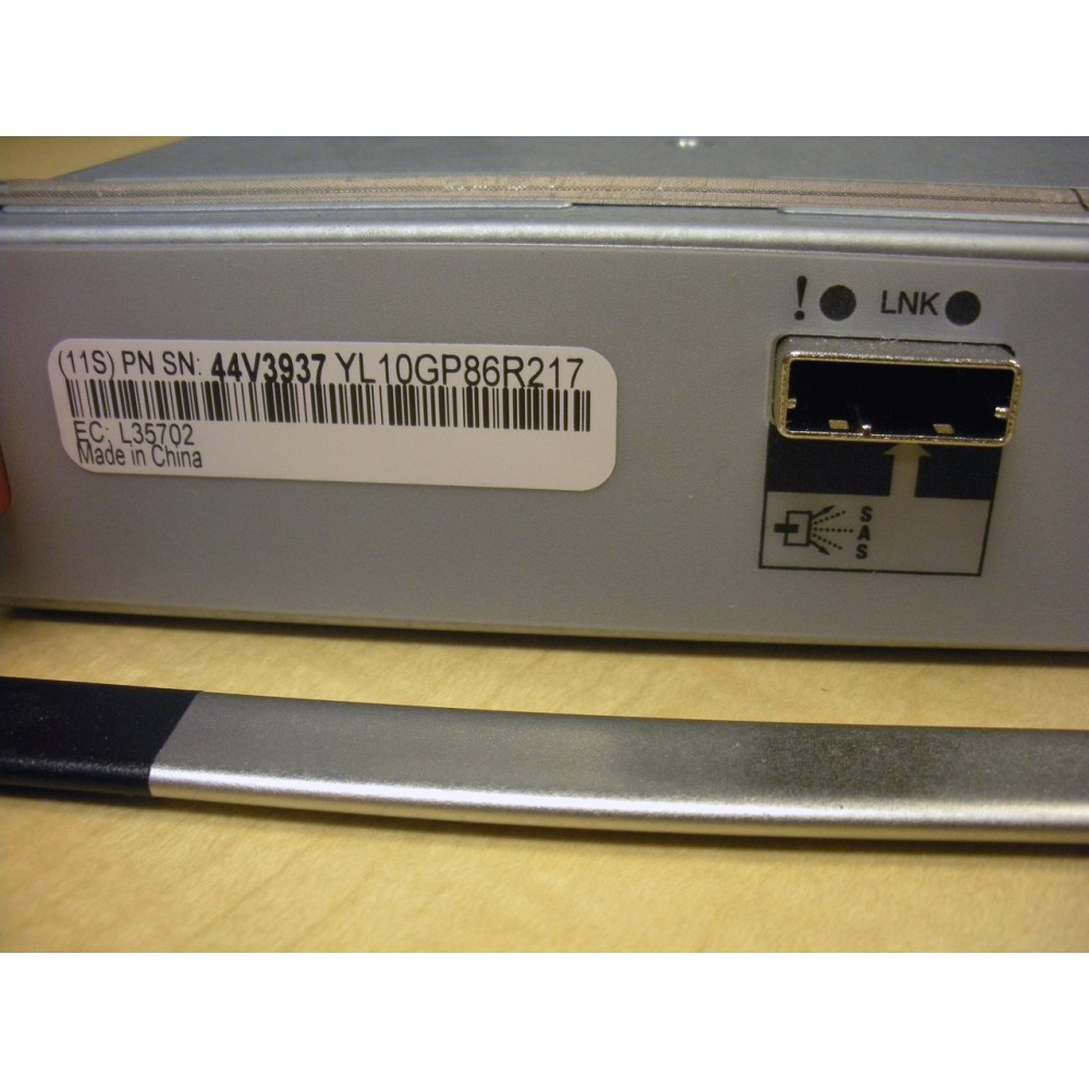IBM 44V3937 Enclosure Services Manager (ESM) SAS Interface for EXP12S 5886
