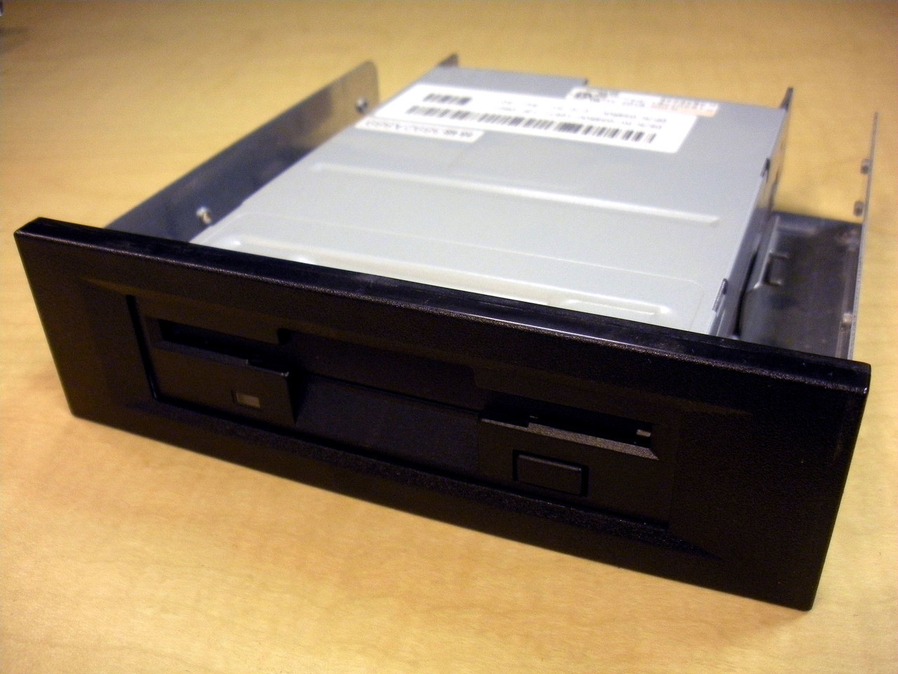 Refurbished/Used Dell Floppy Drives for Sale | Servers and Spare Parts