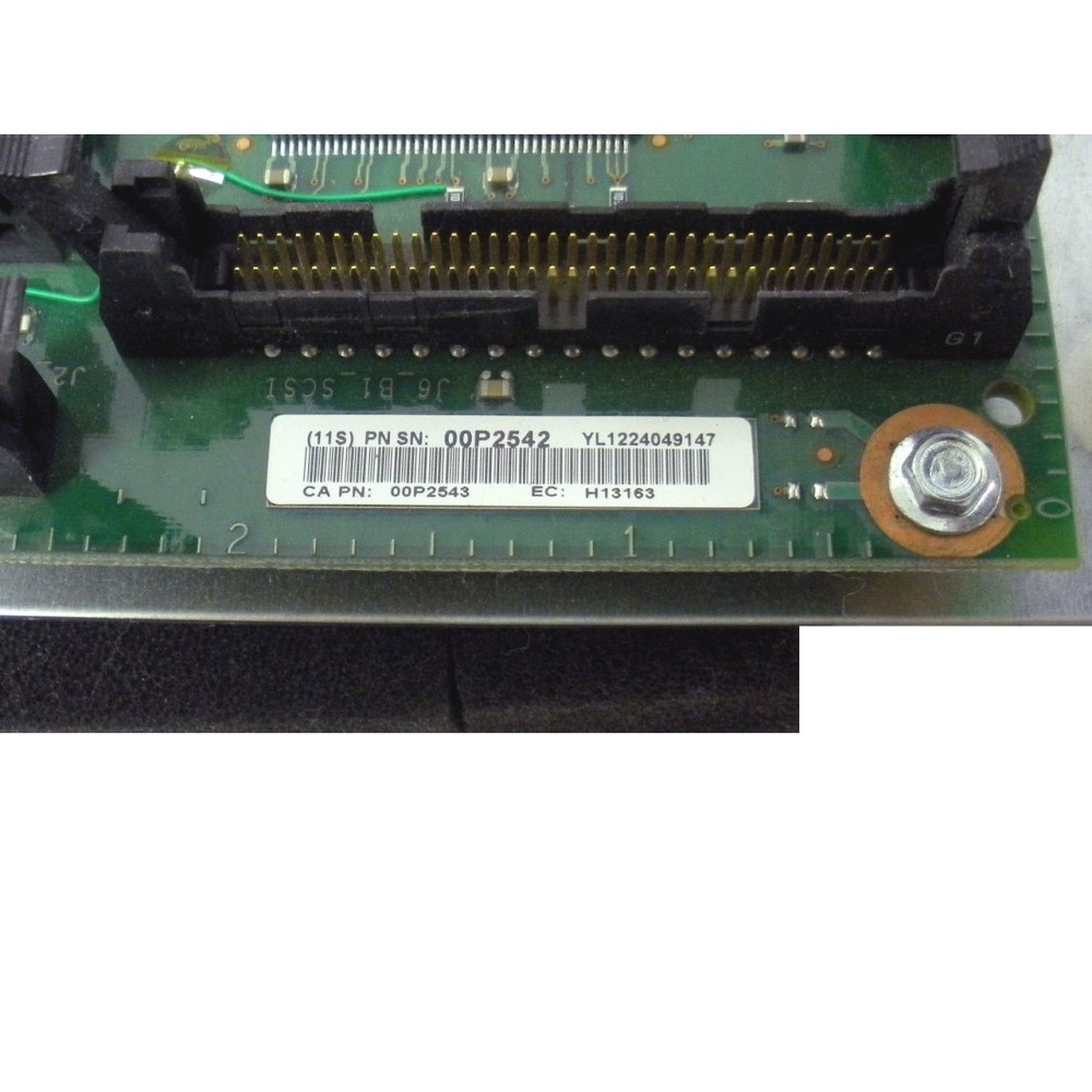 IBM 00P2542 Split Disk Drive Backplane 7038-6M2 | Flagship Tech