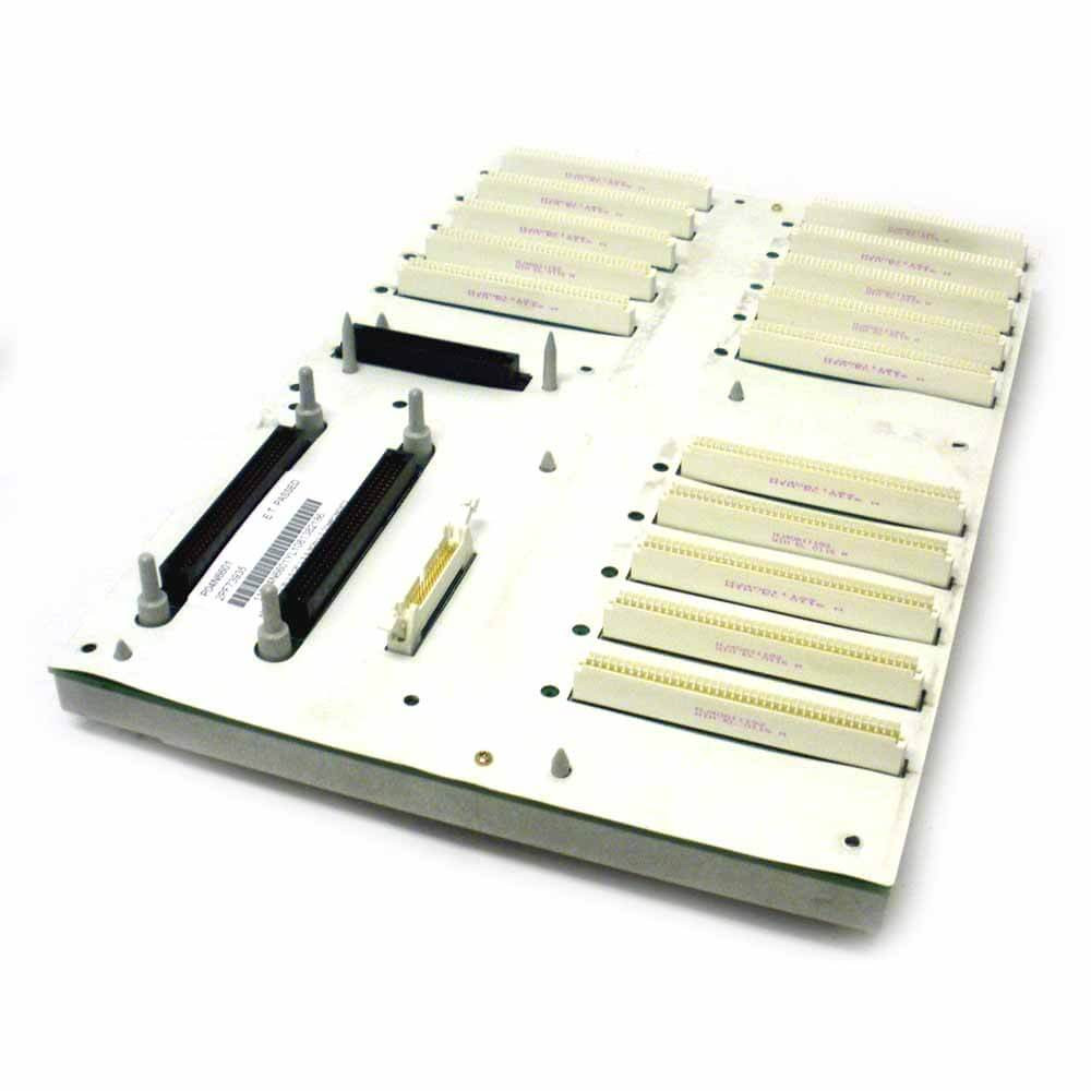 IBM 00P4132 6C4 Disk Drive Backplane Assembly | Flagship Tech