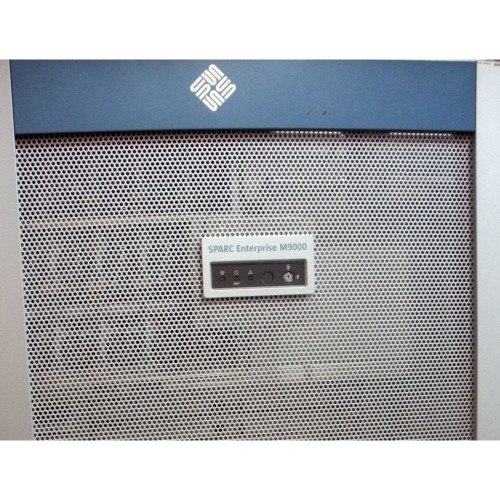 Oracle M9000-32P 32x 3.0GHz SPARC64 VII+, 1TB Memory 511-1379, Side ...