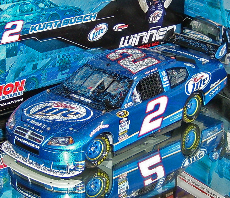 KURT BUSCH 2009 ATLANTA RACED VERSION MILLE LIGHT 1/24 ACTION