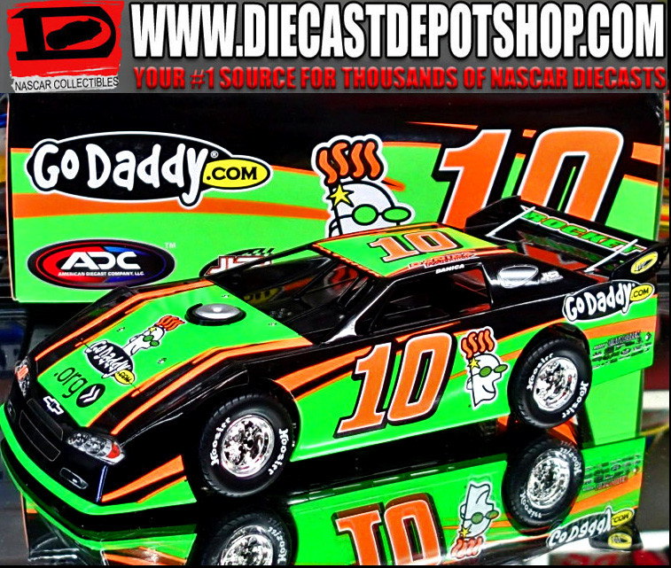 DANICA PATRICK 2012 GODADDY PRELUDE TO THE DREAM DIRT CAR 1/24 ADC