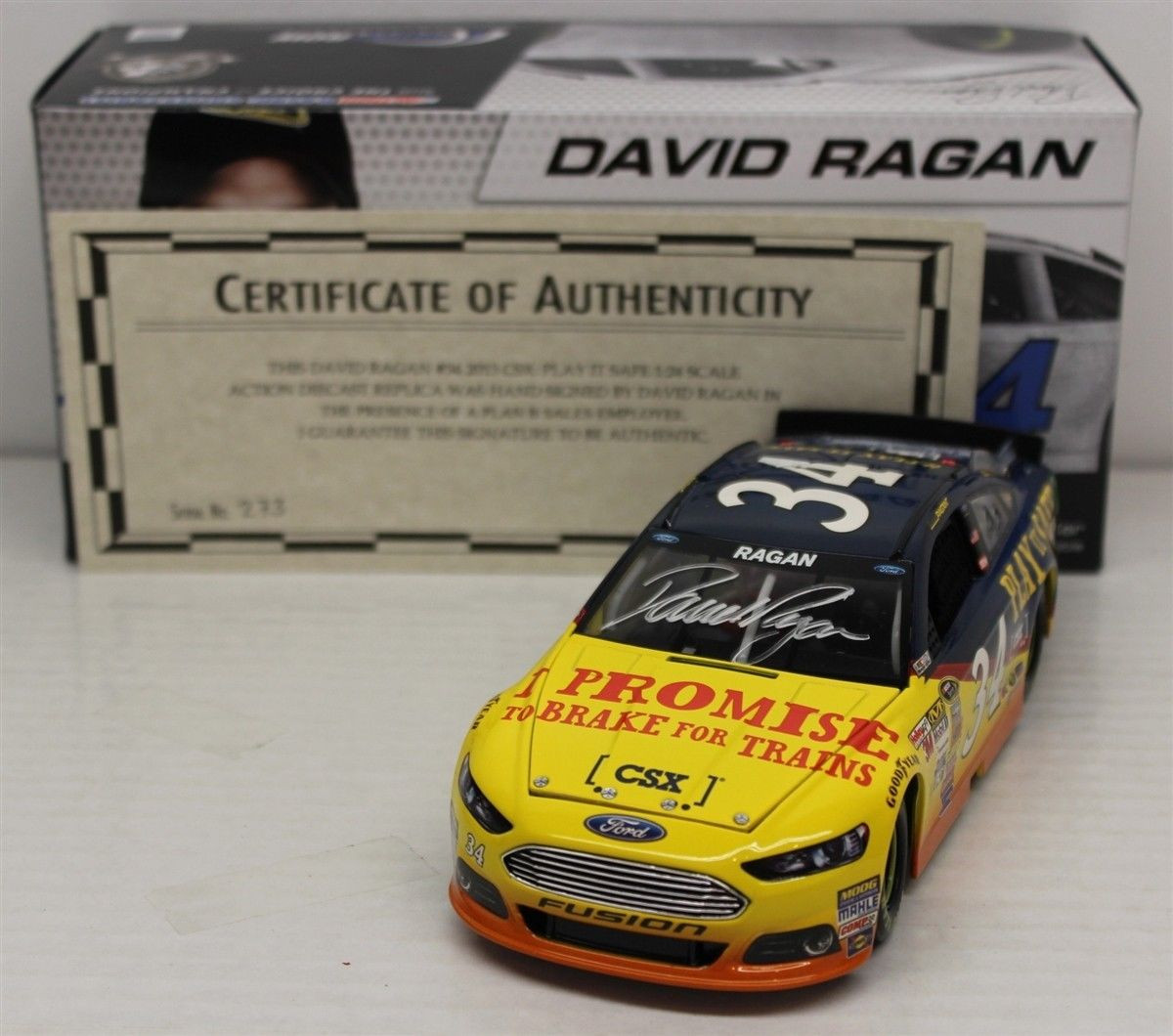 AUTOGRAPHED DAVID RAGAN 2013 CSX 1/24 ACTION