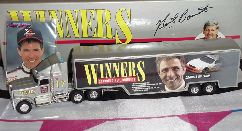 DARRELL WALTRIP 1993 #17 TRANSPORTER 1/64 WINNERS SERIES