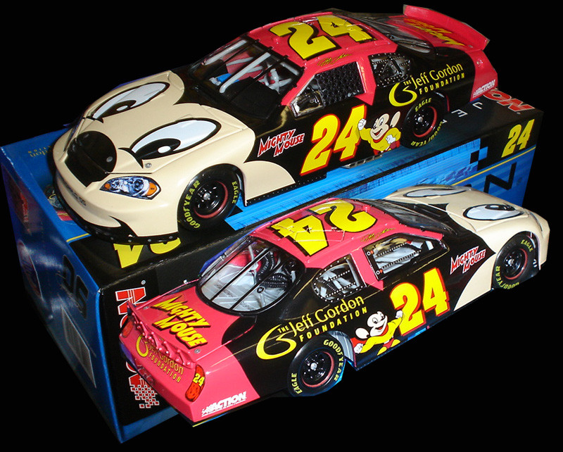JEFF GORDON 2006 MIGHTY MOUSE FOUNDATION 1/24 ACTION