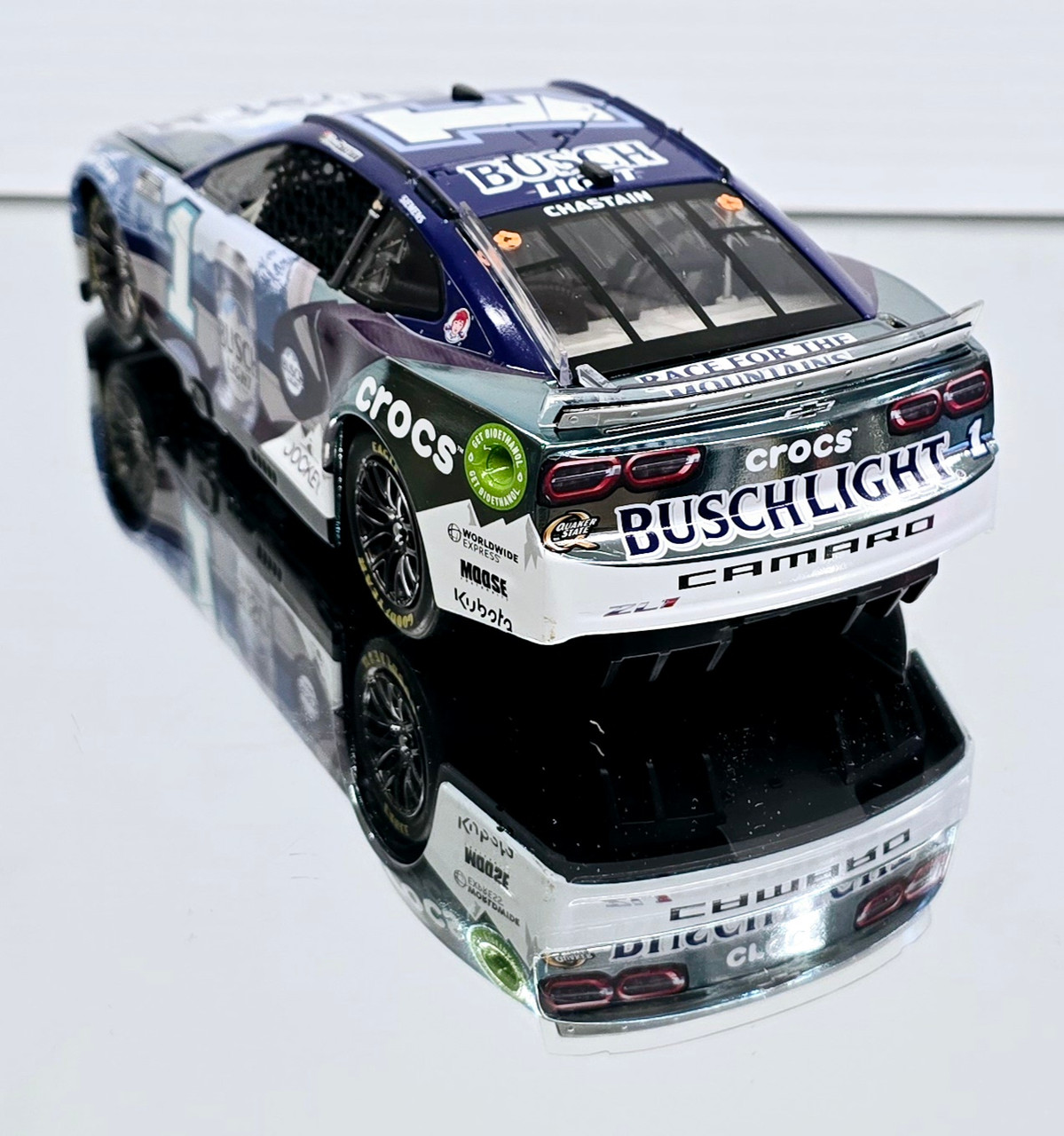 ROSS CHASTAIN 2024 BUSCH LIGHT CROCS COLOR CHROME 1/24 ARC DIECAST