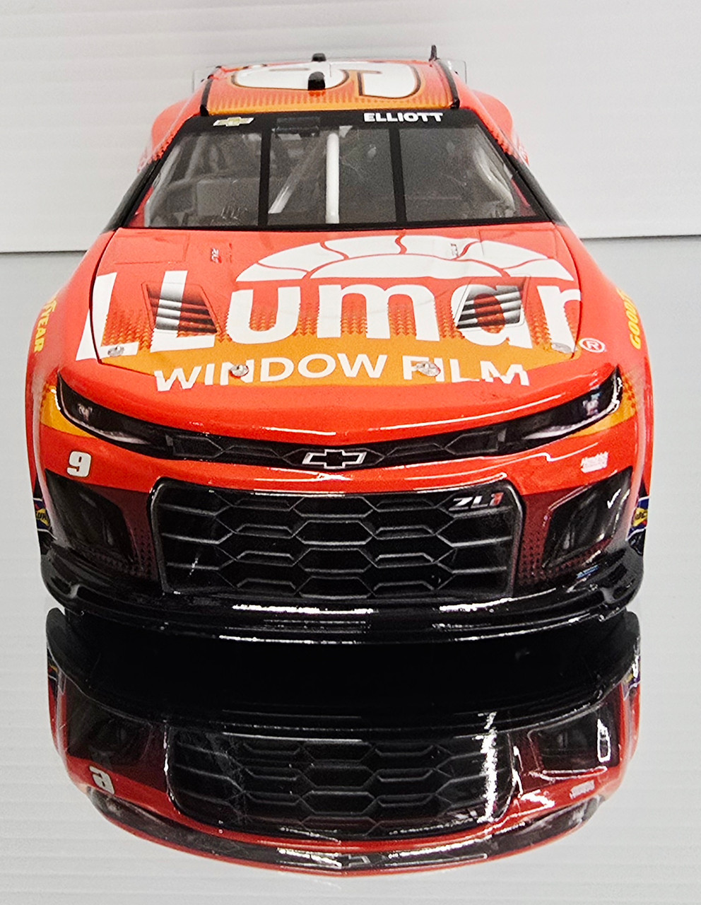 CHASE ELLIOTT 2025 LLUMAR 1/24 ARC DIECAST