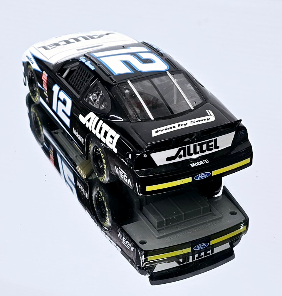 RYAN NEWMAN 2002 ROOKIE ALLTEL DODGE 1/24 TEAM CALIBER PIT STOP DIECAST