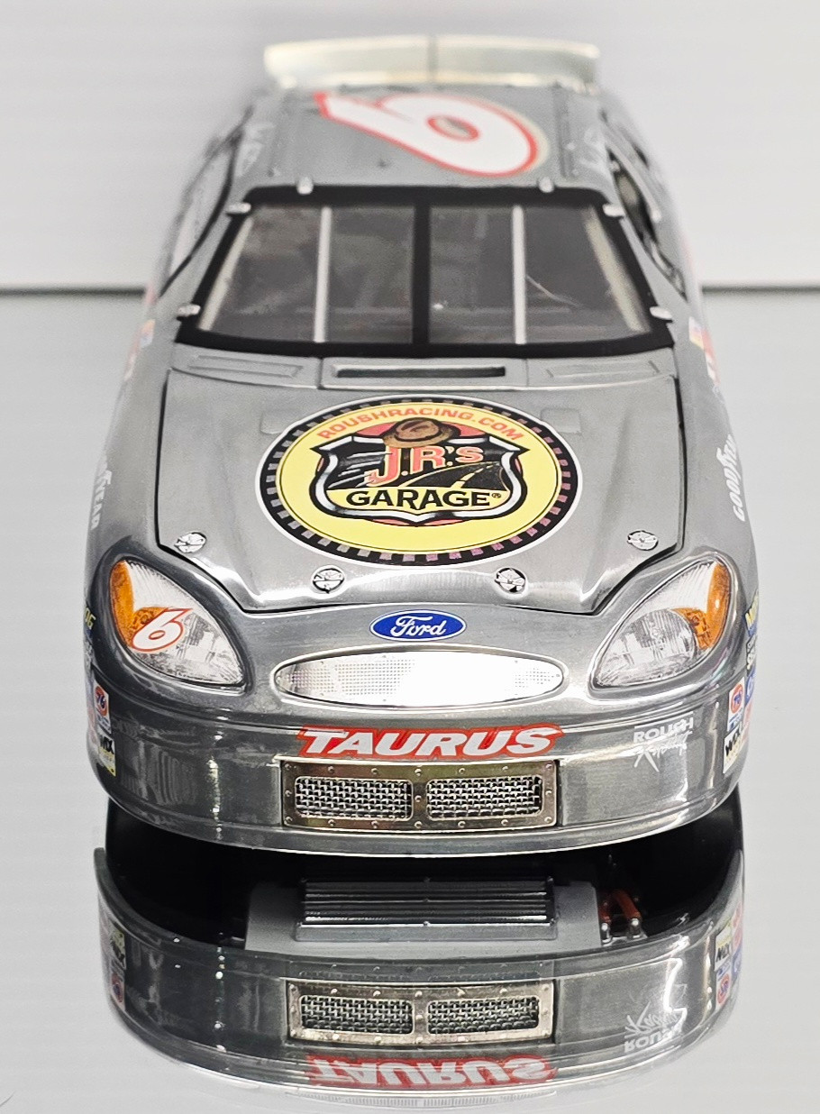 MARK MARTIN 2001 VIAGRA TAURUS 1/24 TEAM CALIBER OWNER'S SERIES CWB DIECAST