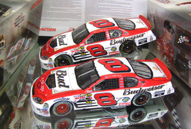 DALE EARNHARDT JR 2005 BORN-ON DATE 2 CAR SET 1/24 ACTION