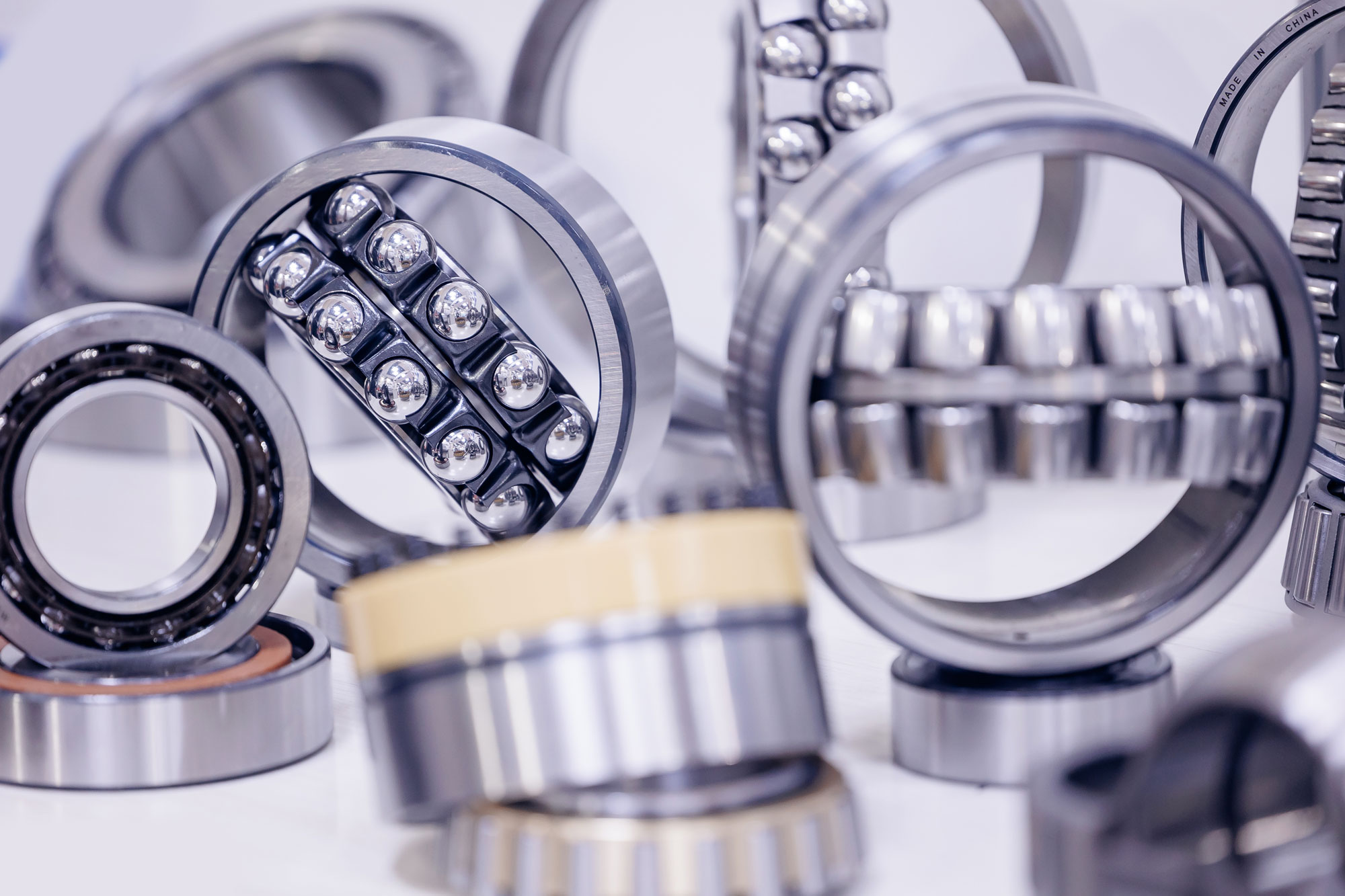 How to enhance machinery performance with Deep Groove Ball bearings ...