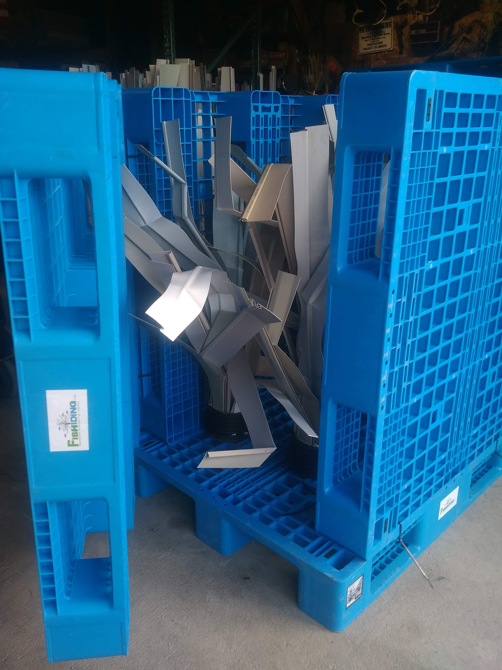 Pallet Fish Habitat - Fishiding Reclaimed Artificial Fish Habitat