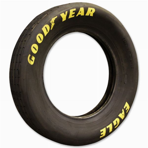 Goodyear D1964 Eagle Front Runner Tire 26.0x4.5-15 | Quarter-Max