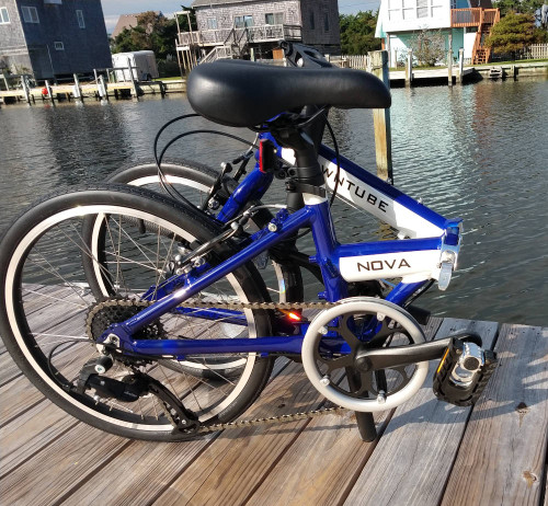 Downtube Nova Lightweight Folding Bike. Compact and light