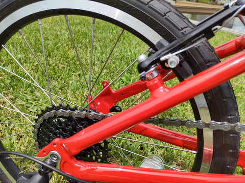 Downtube Nova Lightweight Folding Bike. Compact and light