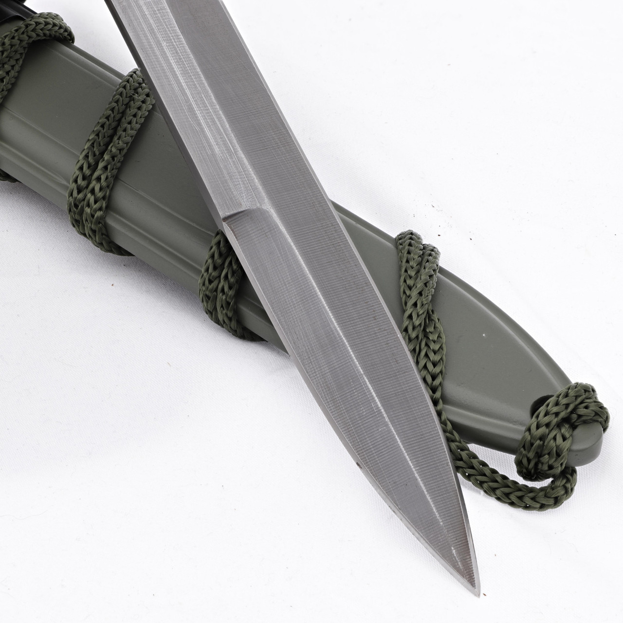 Replica US Army Combat Knife with Leather Handle & M8A1 Sheath