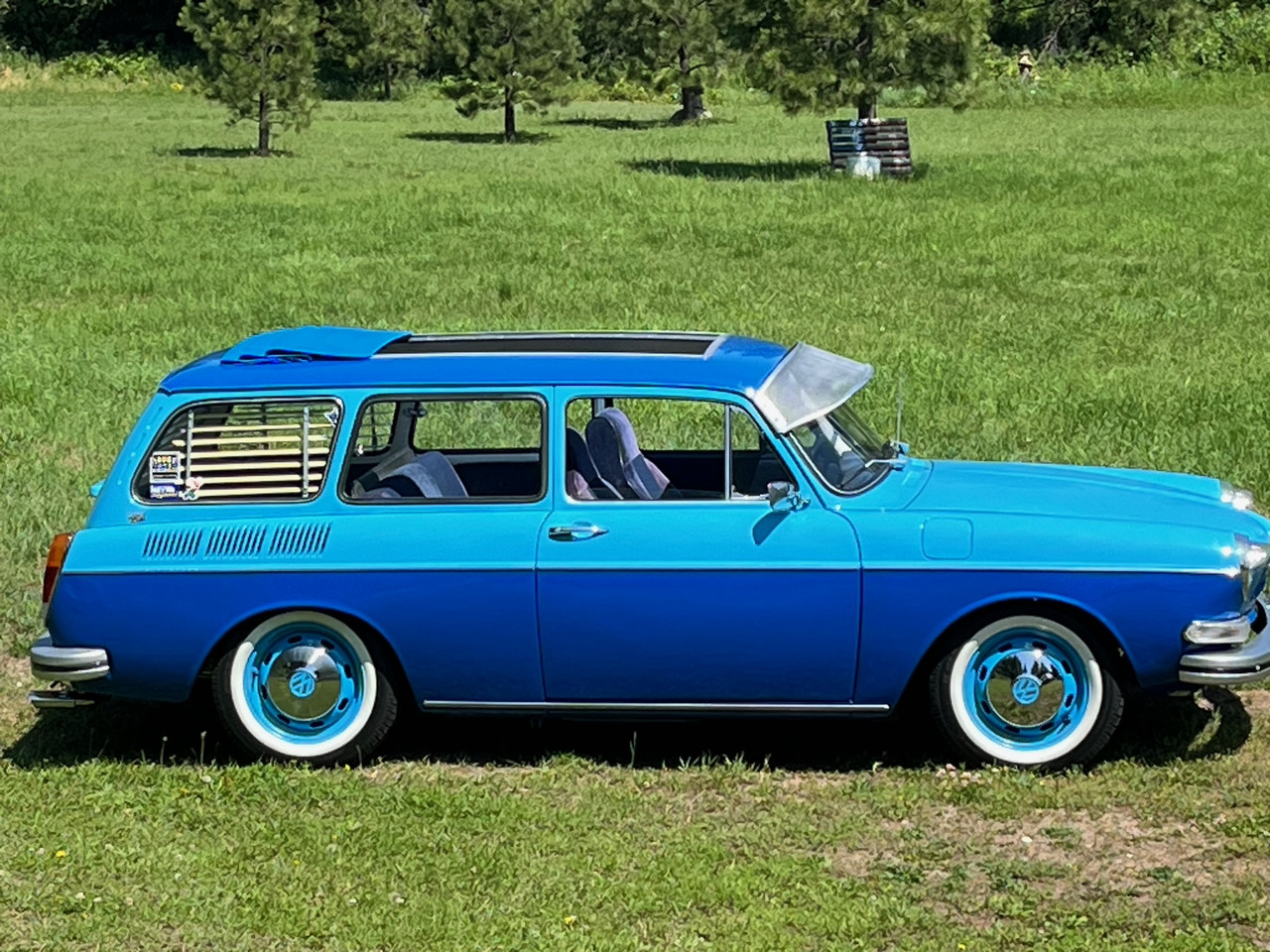 VW Squareback Sliding Ragtop - Legacy Products