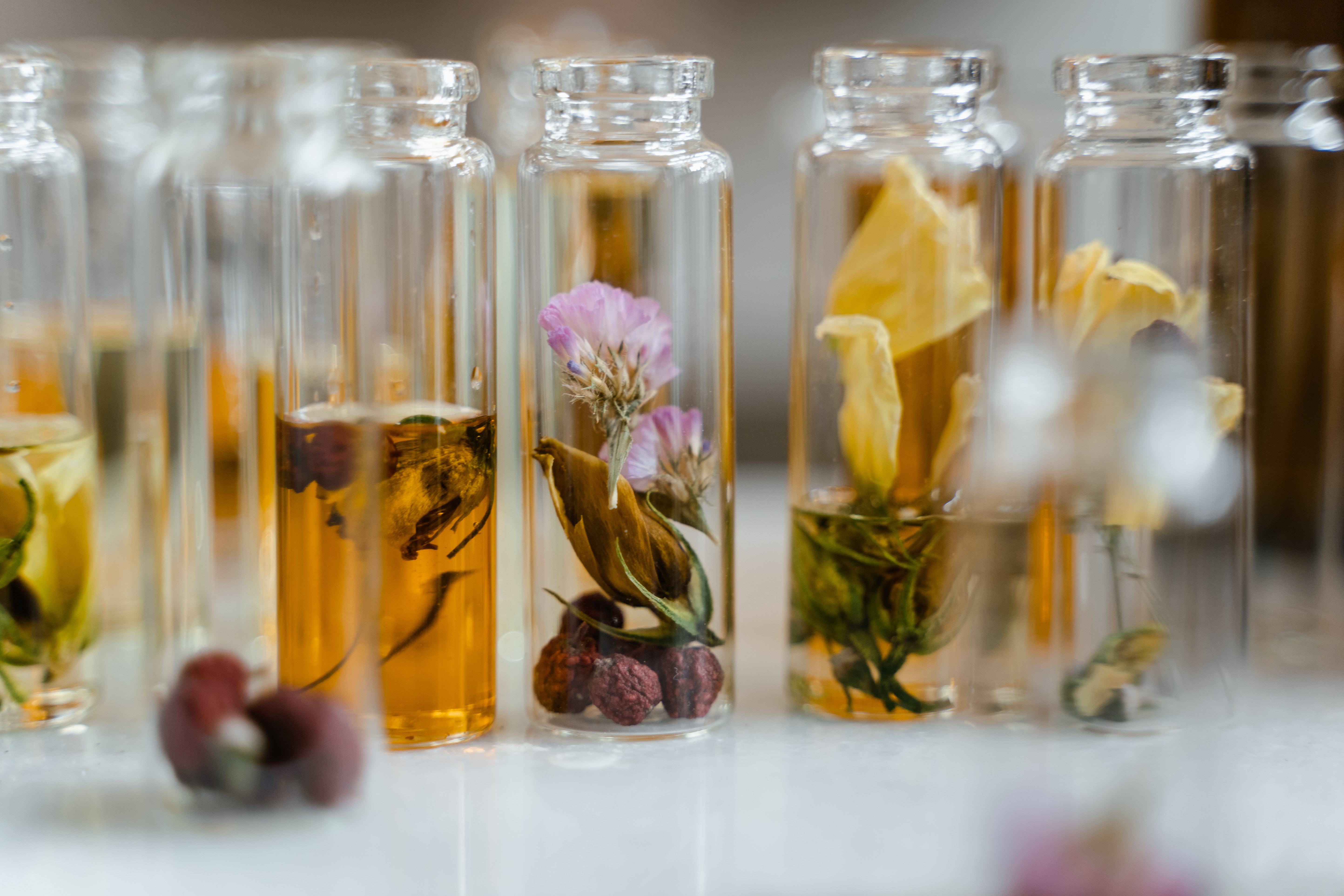 Why Use an Oil-Based Perfume? - Travertine Spa