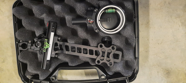 Axcel - Driver Slider Sight - Standard Pro Bar - w/ AccuStat II Scope ...