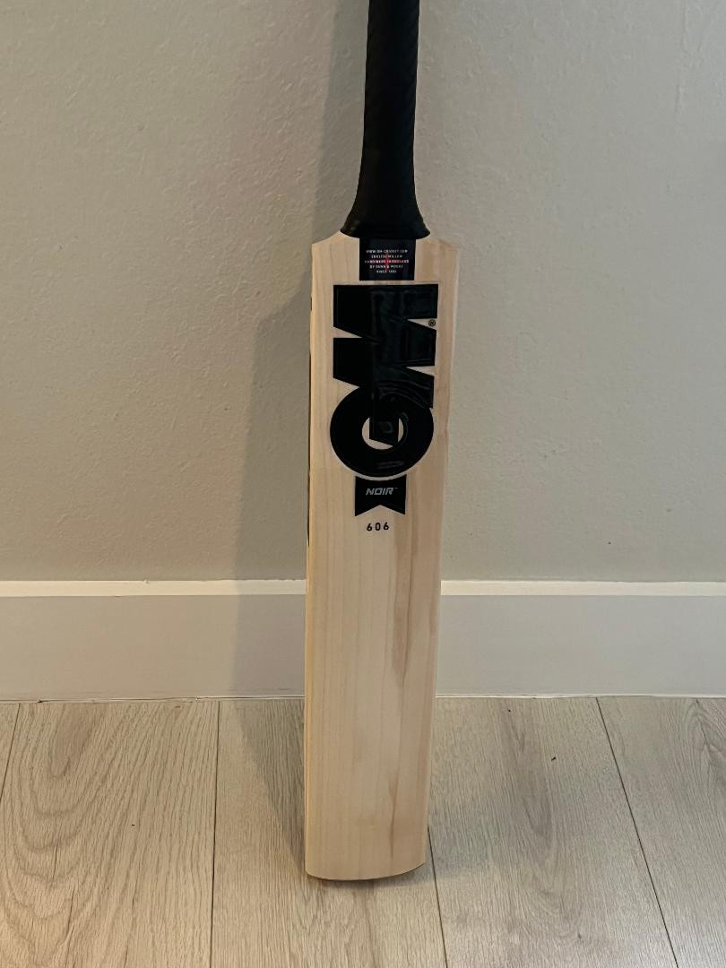 GM Noir 606 English Willow Cricket Bat' 2026 - AA SPORTS