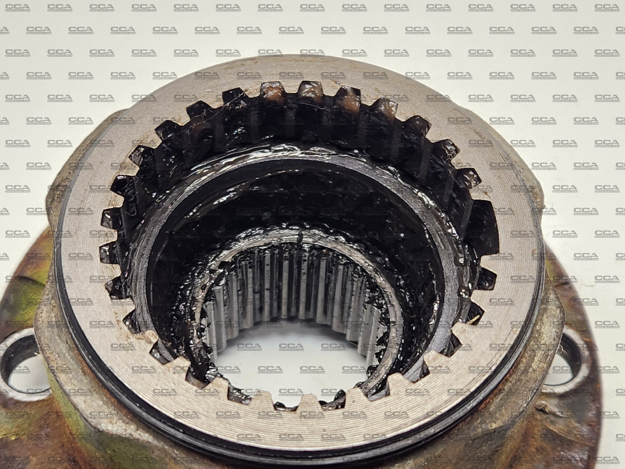 L300 front auto locking hub assembly - Used part