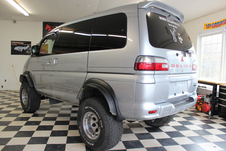 2005 lifted Mitsubishi Delica #PD6W-3343 - SOLD - Coombs Country Autos