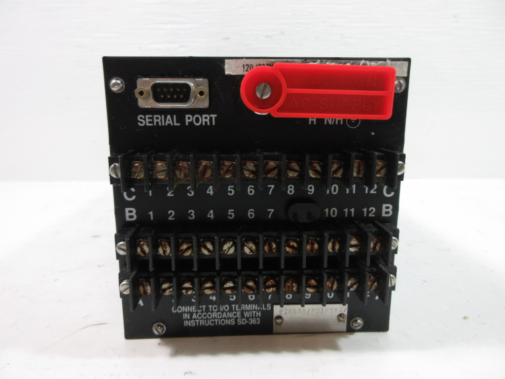 Moore 363A21N2NNNAN Multipoint Digital Recorder 16084-1-5 16085-21-1 ...