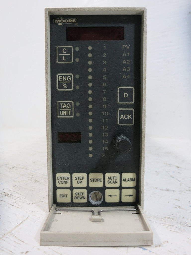 Moore 383TA21N1F 383 Multi-Point Display Control Station Controller ...