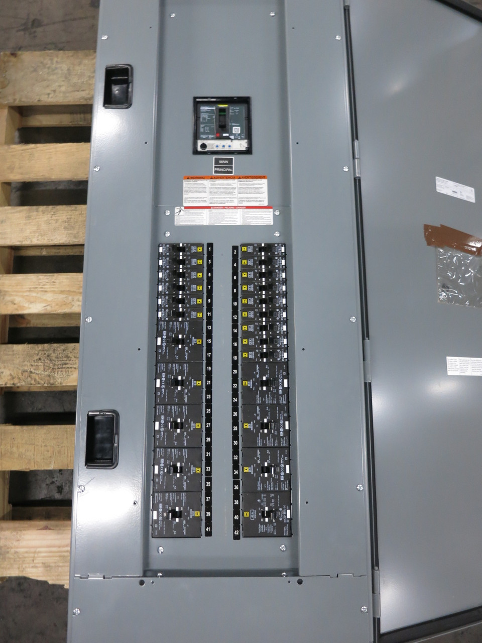 NEW Square D NF 250A Main Breaker Panel Board 250 Amp JDM36250U31XLY ...