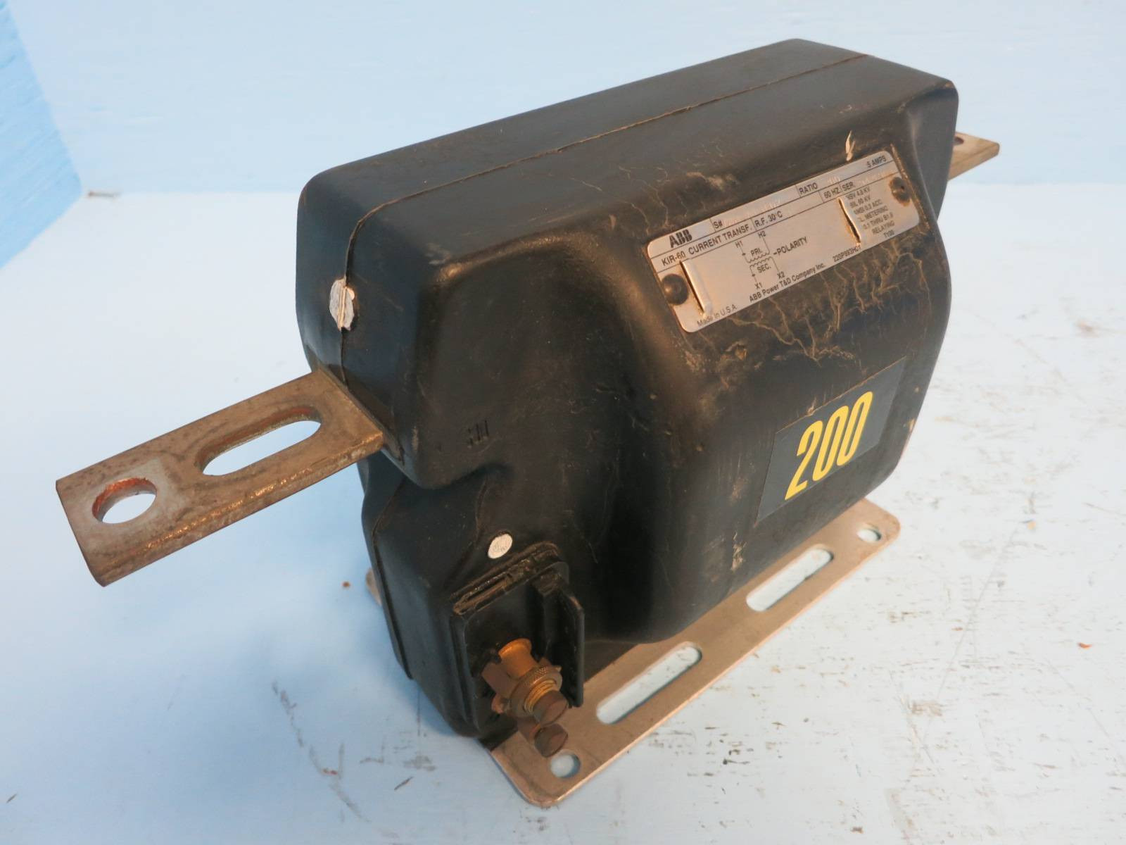 ABB KIR-60 S# 7883A13G02 200:5 Amps 200V Current Transformer CT 200 Amp ...