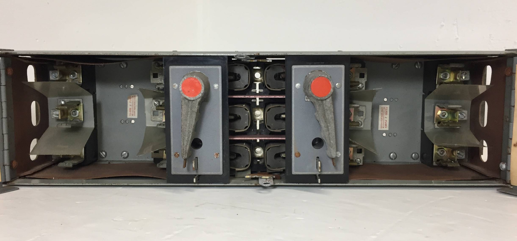 Sylvania QSFT353R 30A QSF Twin Fusible Panelboard Switch 3 Pole 30 Amp ...