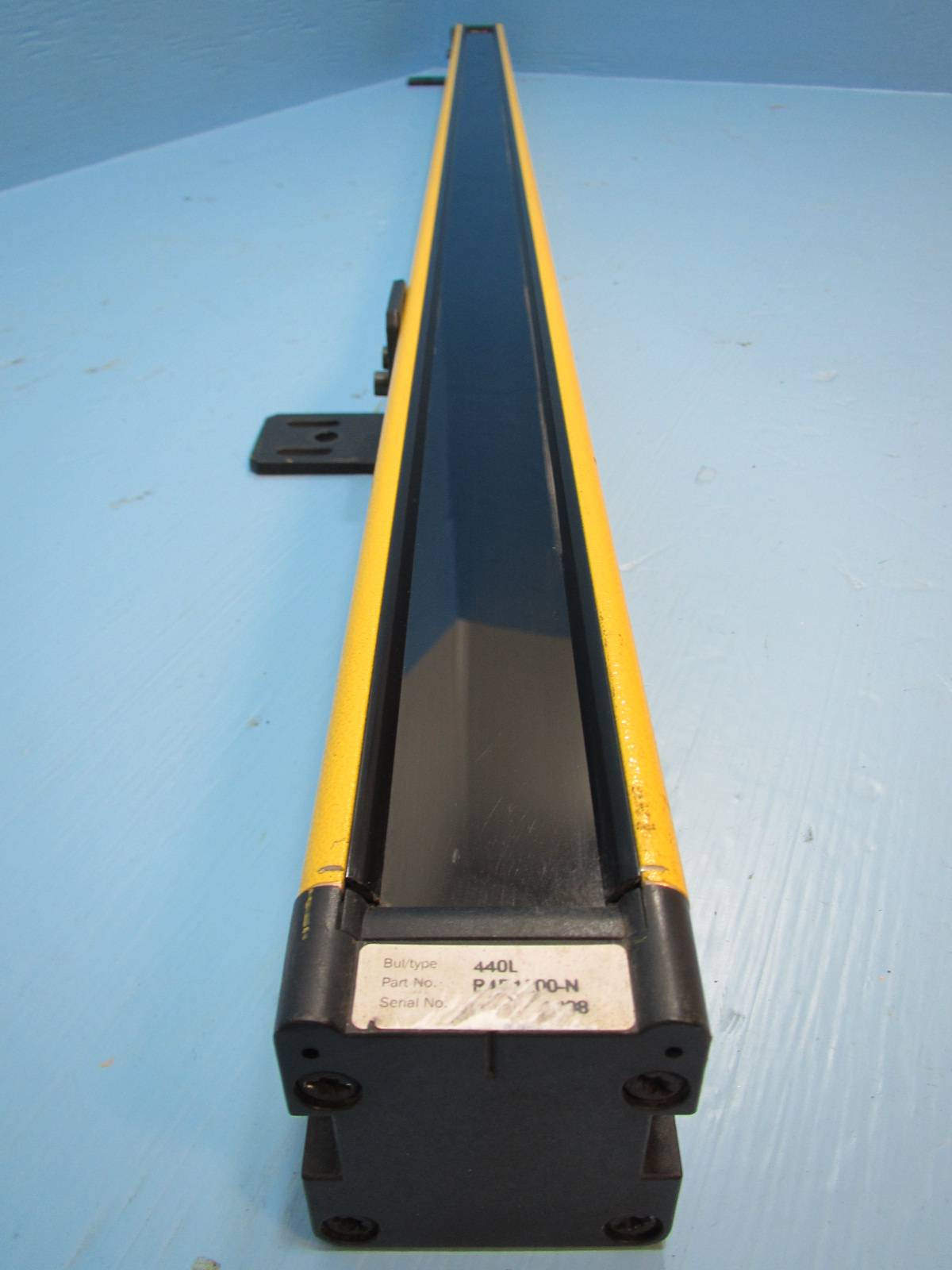 Allen Bradley GuardMaster 440L-R4D1200 Safety Light Curtain 1200 mm ...