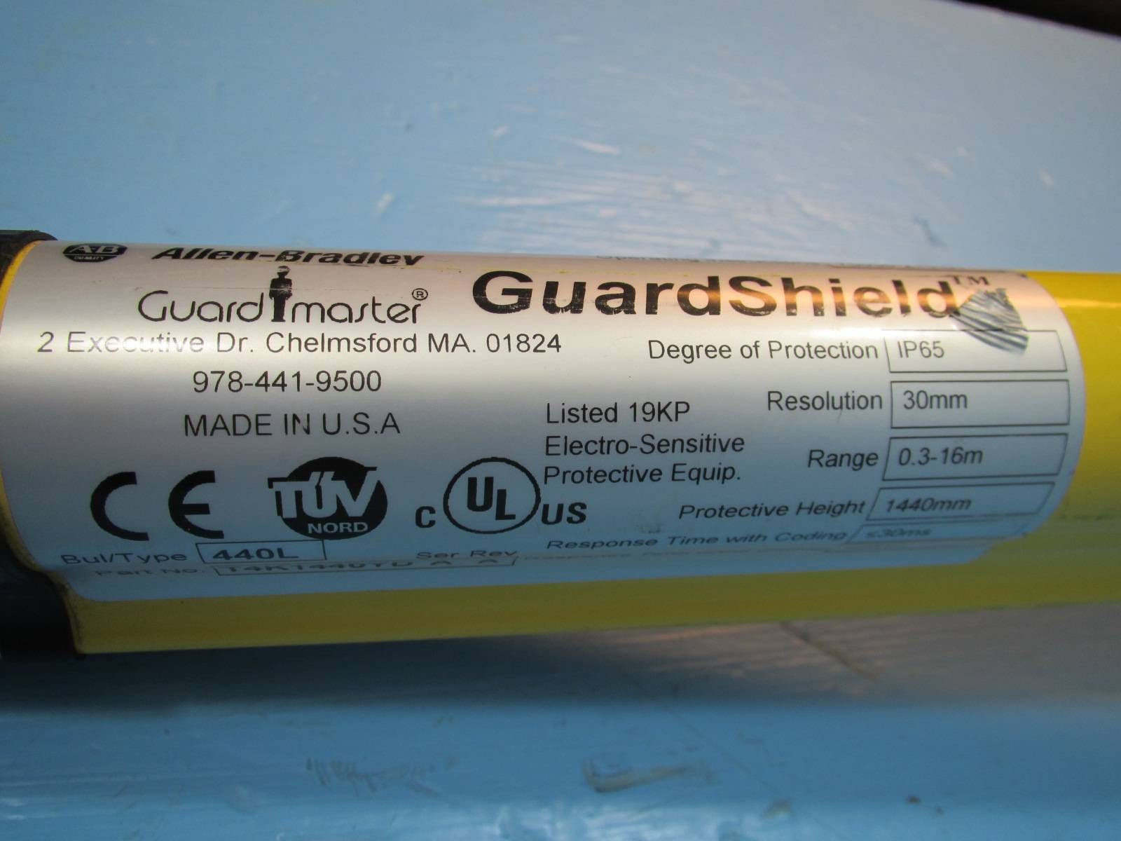 Allen Bradley GuardMaster 440L-T4K1440YD Safety Light Curtain 1440mm ...