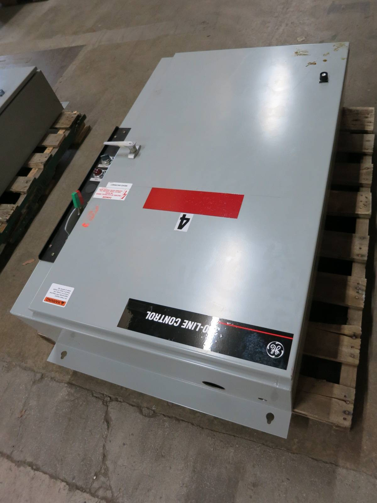 GE Size 4 200 Amp Wye-Delta Starter Fusible Combo Box 300-Line CR332FK ...
