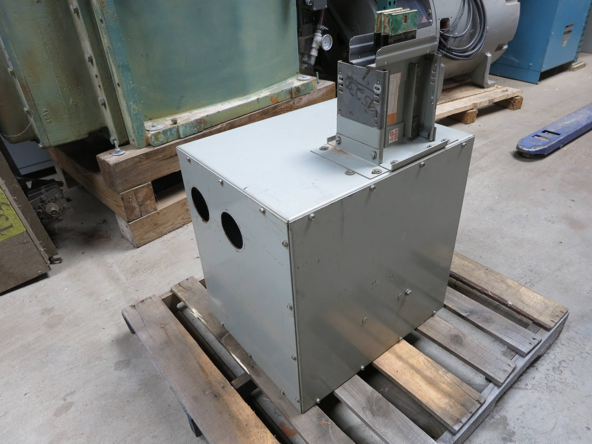 GE AFS1 800A 600V Armor-Clad Tap Box 3PH 3W Busway End 800 Amp Bus AFS ...