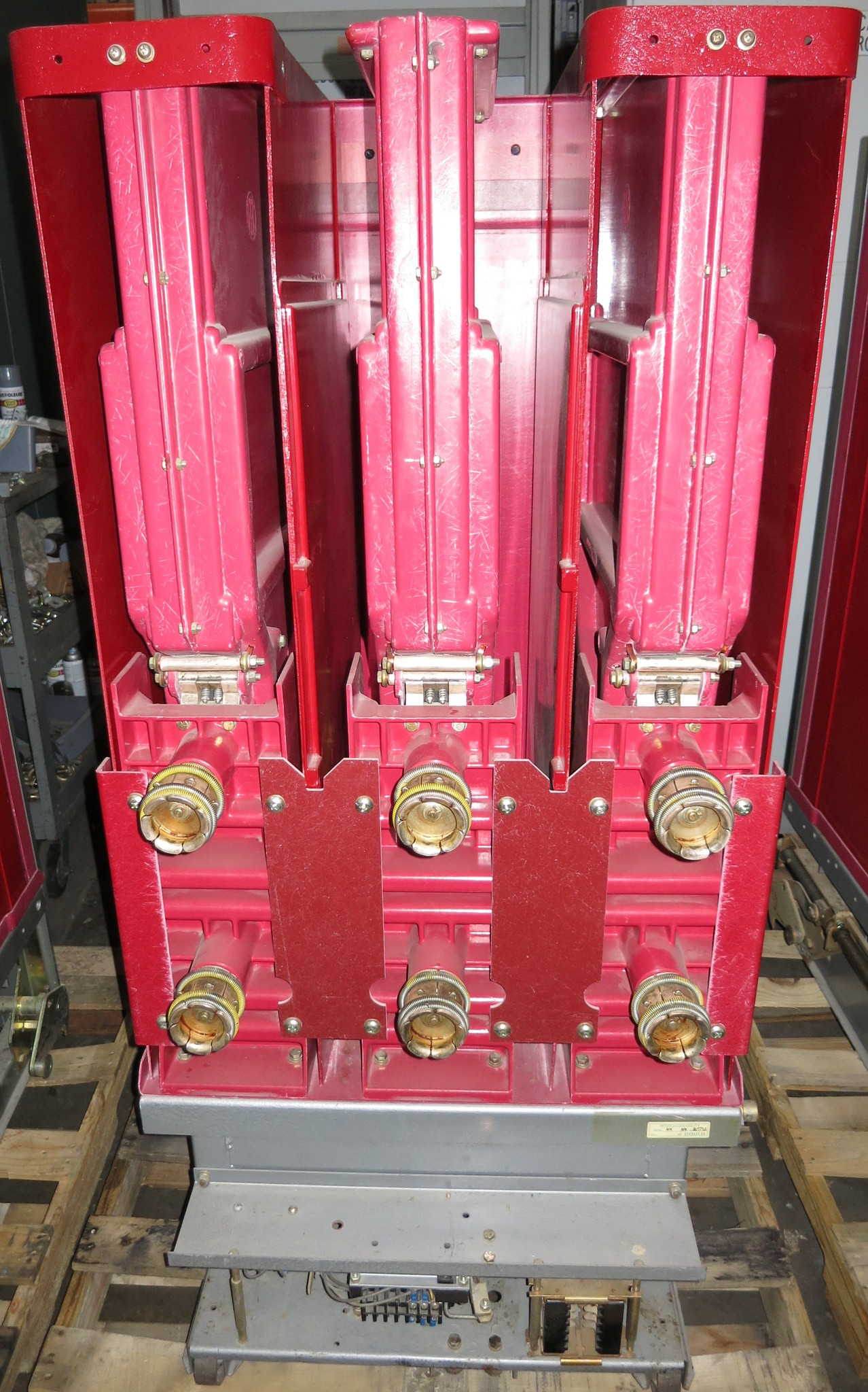 Gould ITE 15/13.8 kV 1200A Type 15HK 05-B Power Circuit Breaker 15kV ...