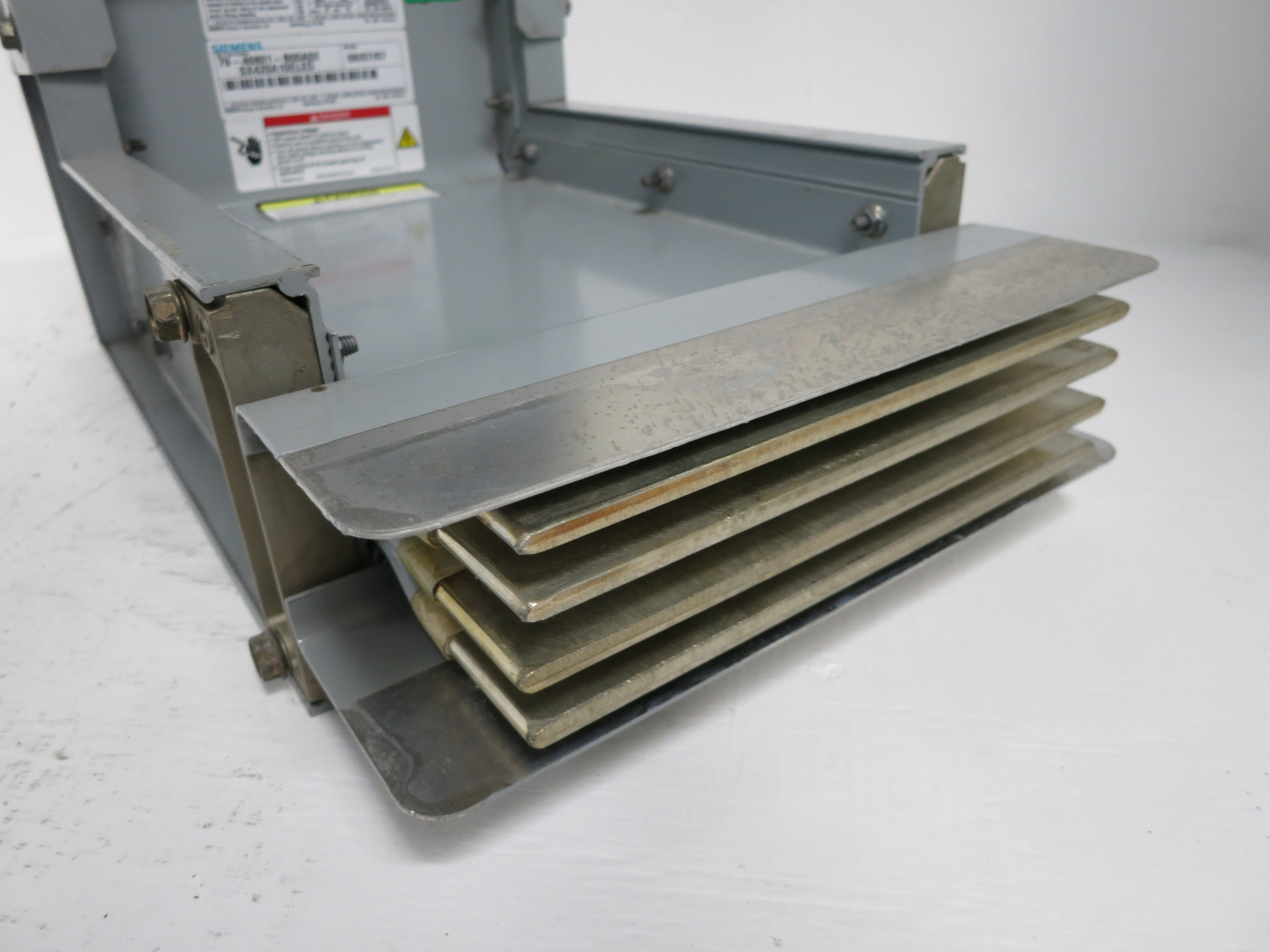 Siemens SX420A10ELED Sentron Busway 2000A 90 Deg Elbow Edge 600V 2000 ...