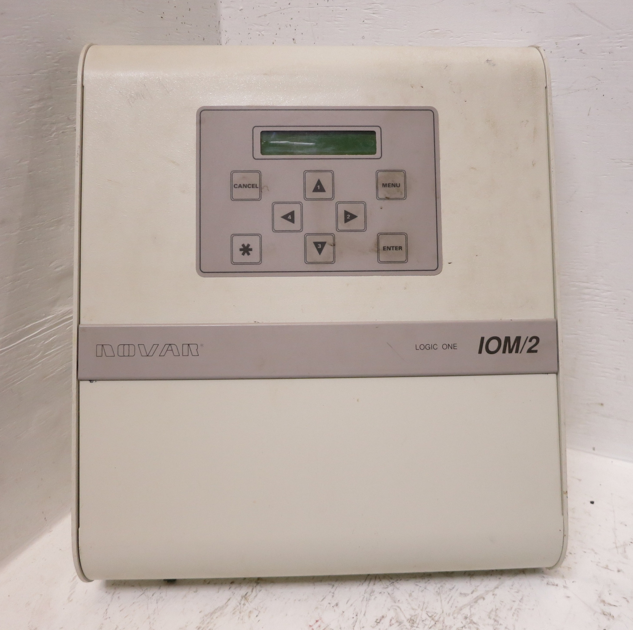 Novar IOM/2 Logic One ARB Input/Output Module Triac Remote Override CRO ...