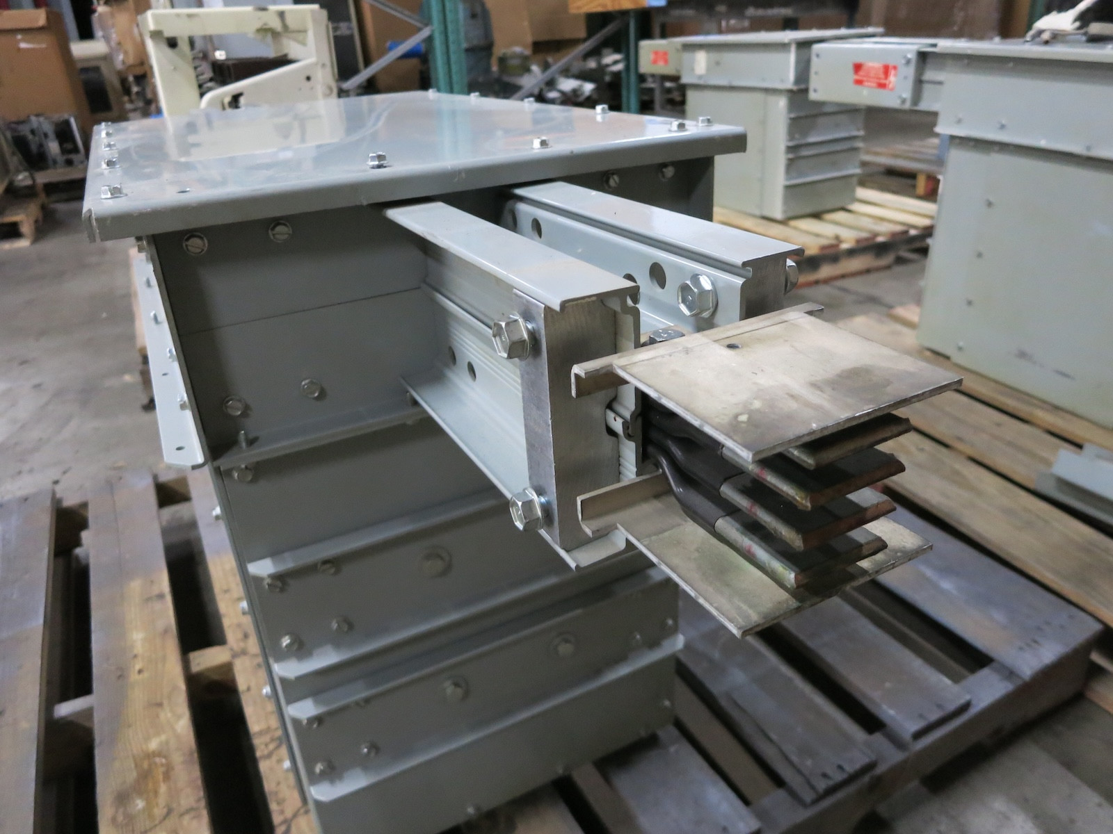 GE Spectra F4HC08EXJENEI 800A 600V Busway Expansion Joint 3PH 4W 800 ...