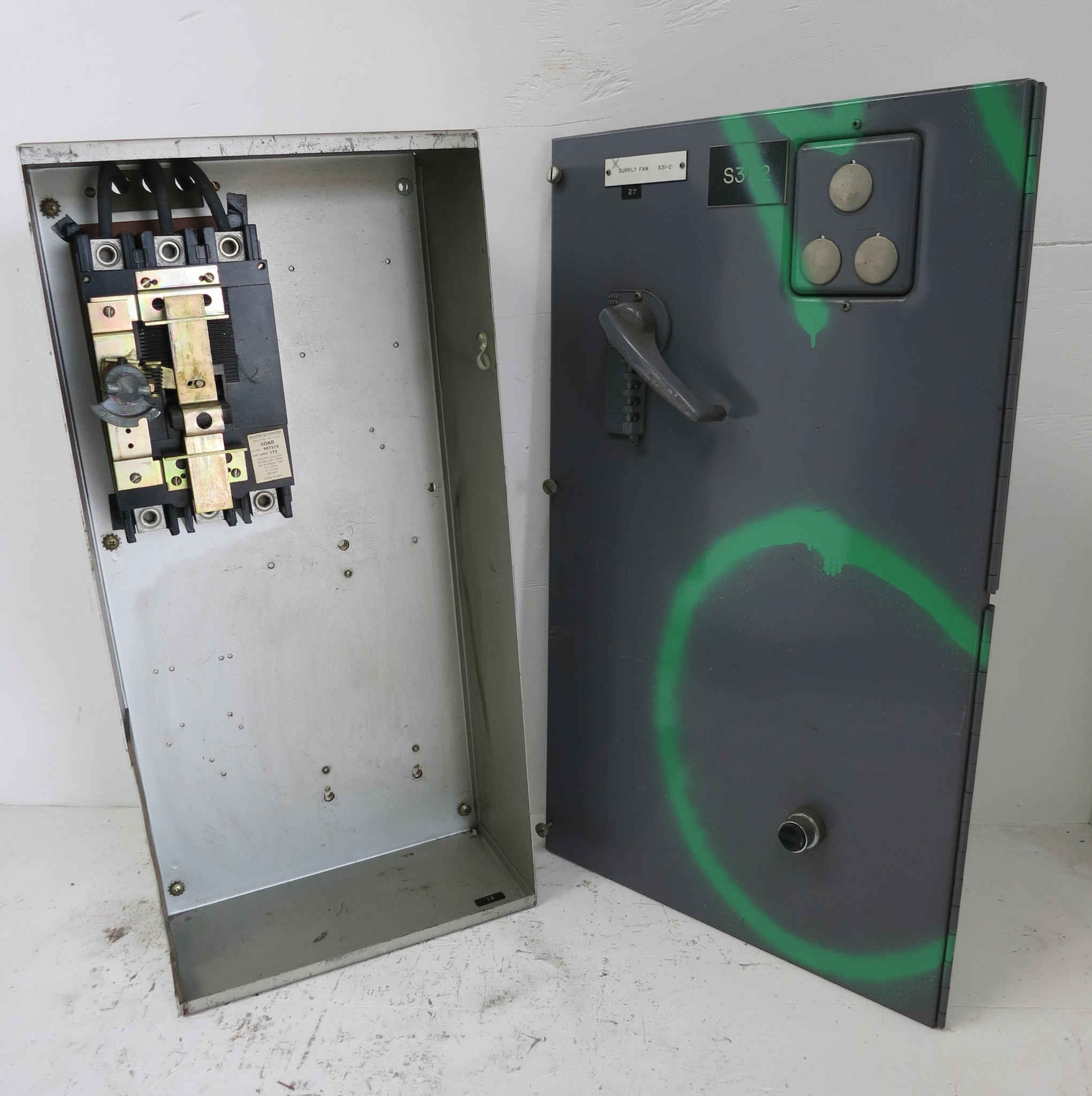 Square D Model 3 175A Breaker Feeder 30" MCC Bucket 175 Amp Class 8999 ...