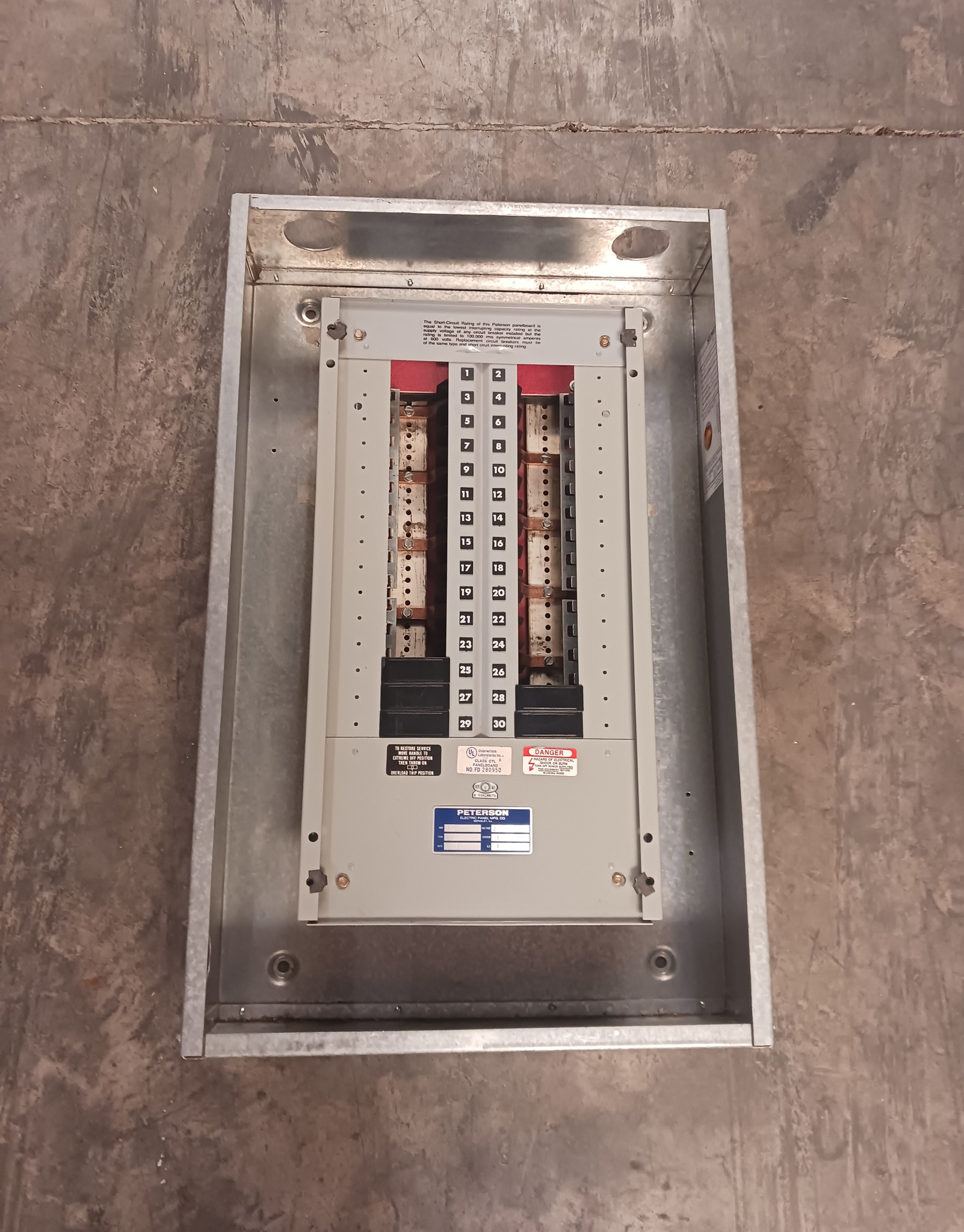 Peterson 225A Main Lug S3 Panelboard 208Y/120V 3PH 4W MLO 225 Amp ...