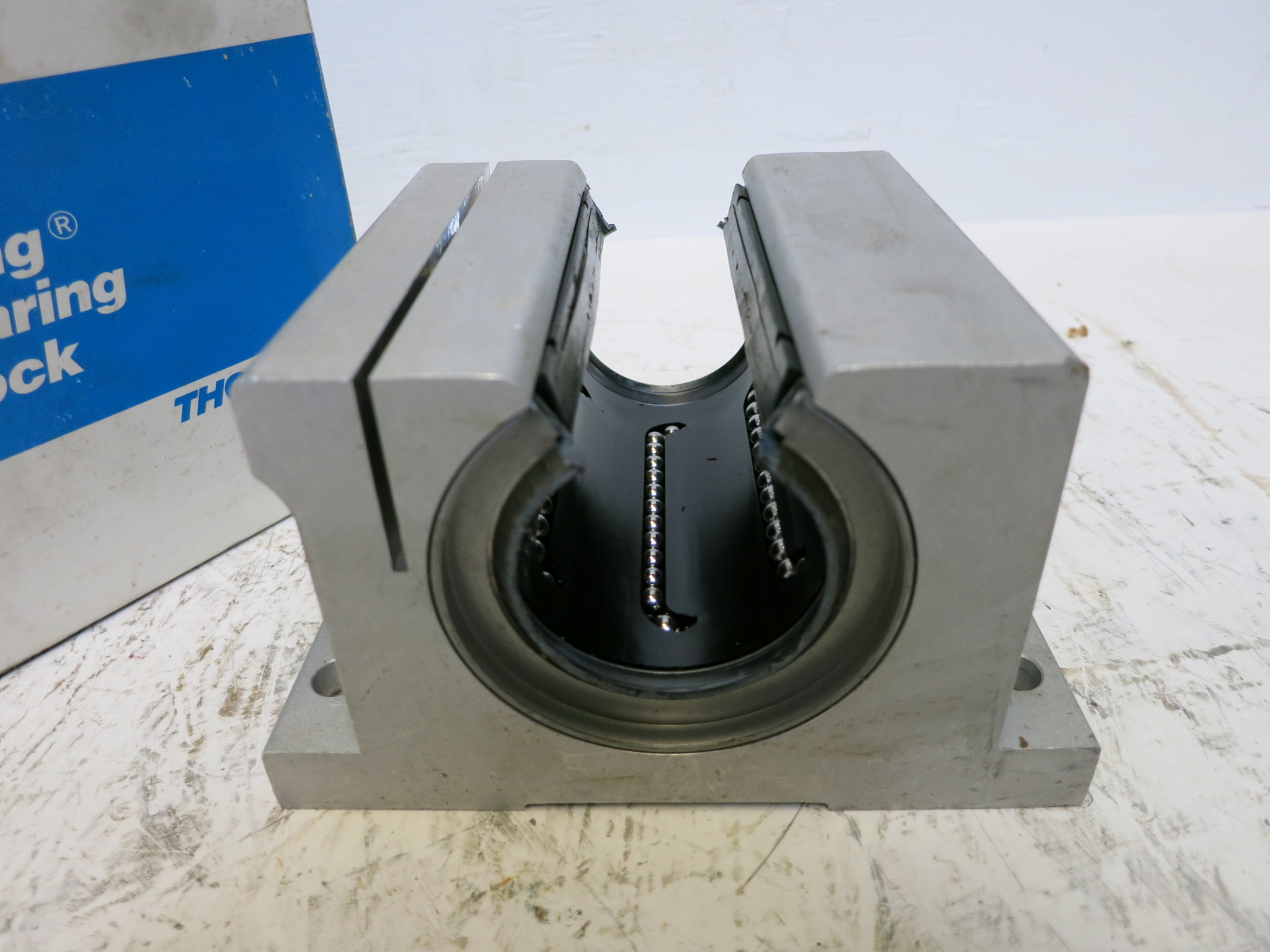 NEW Thomson SPB-32-OPN Super Pillow Block Ball Bushing Linear Bearing ...