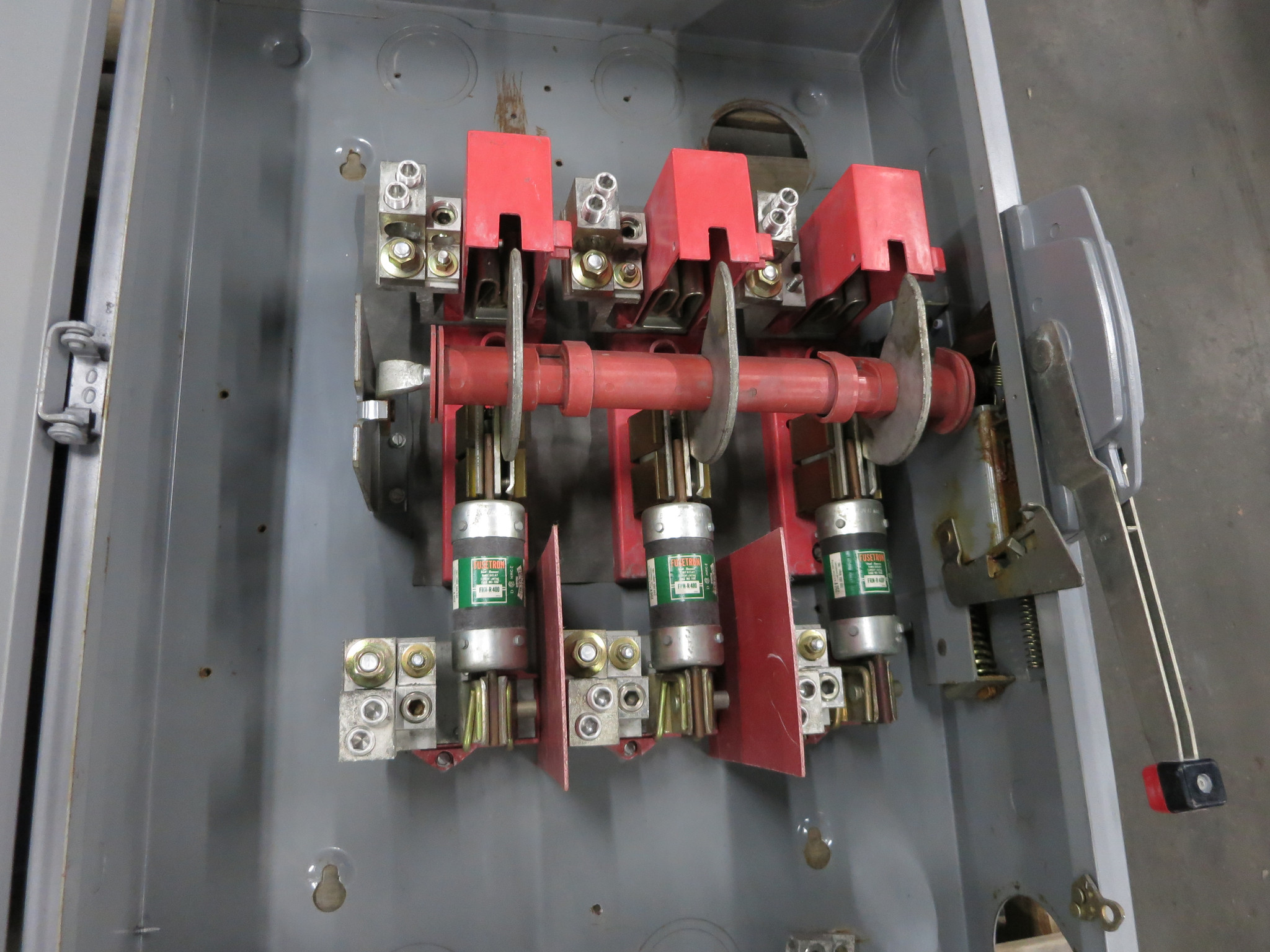 Square D H325 400A 240V Fusible Safety Switch Disconnect 400 Amp H-325 ...