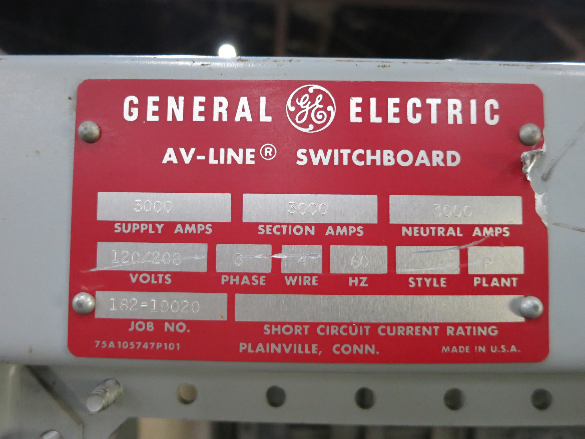 GE 3000A AV-Line Switchboard Breaker Panel 208/120V 3PH 4W 3000 Amp ...