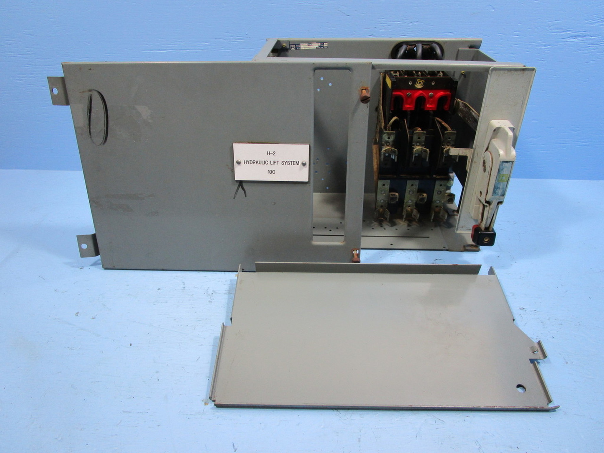 SALE: Square D Model 4 MCC Buckets - River City Industrial