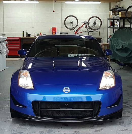 Nissan 350Z Z33 Nismo N2 Style Front bumper with canards - Meduza ...