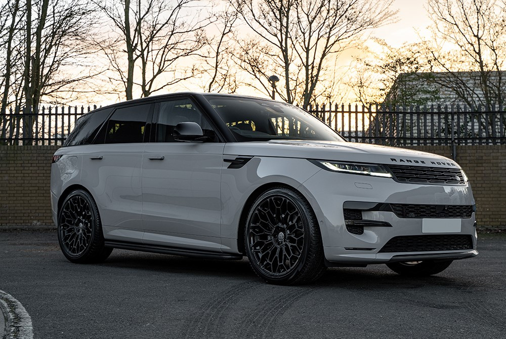 Range Rover Sport L461 Urban Black Stealth Side Steps - Meduza Design Ltd