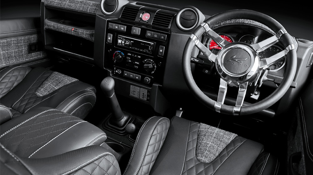 Land Rover Defender Aluminium Billet Steering Wheel - Meduza Design Ltd